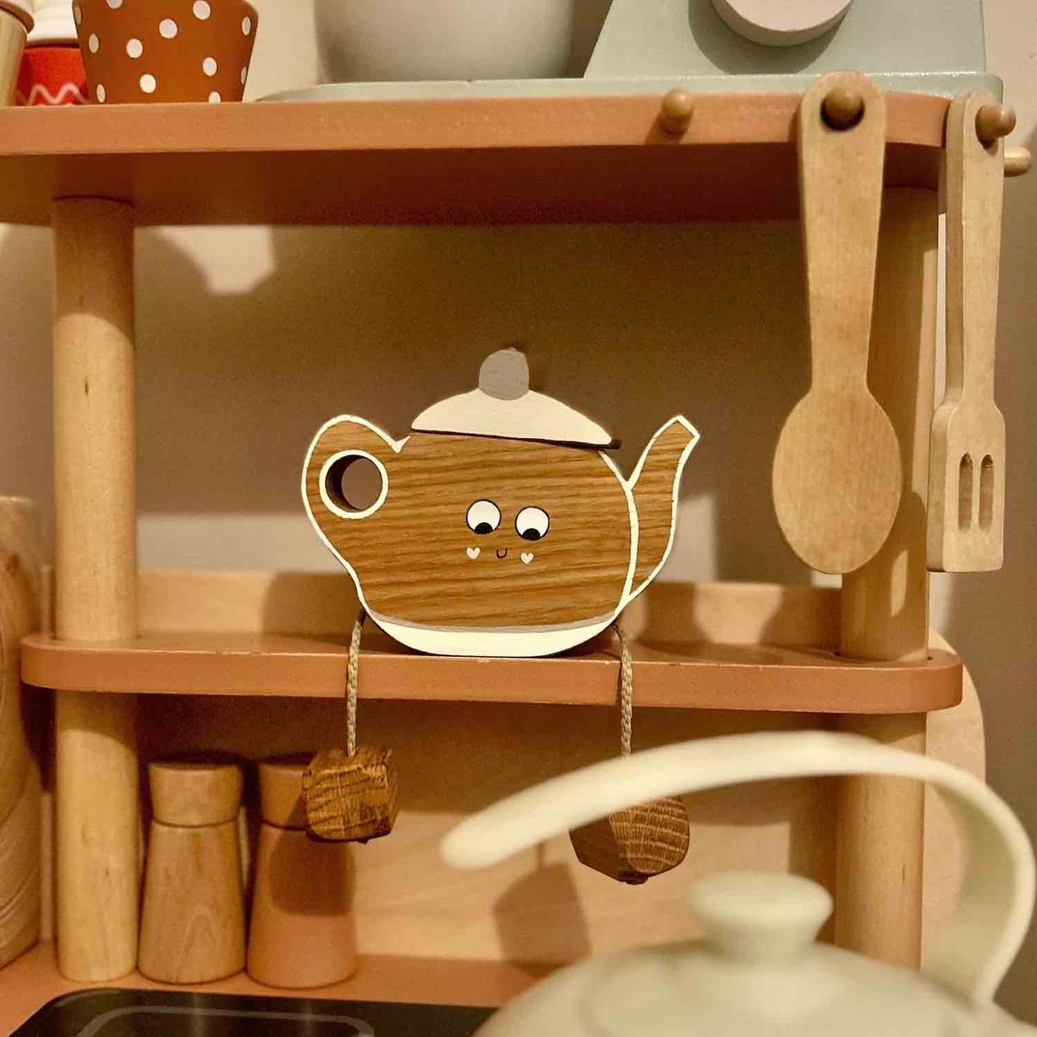 Wooden Teapot - Rudi and Bear